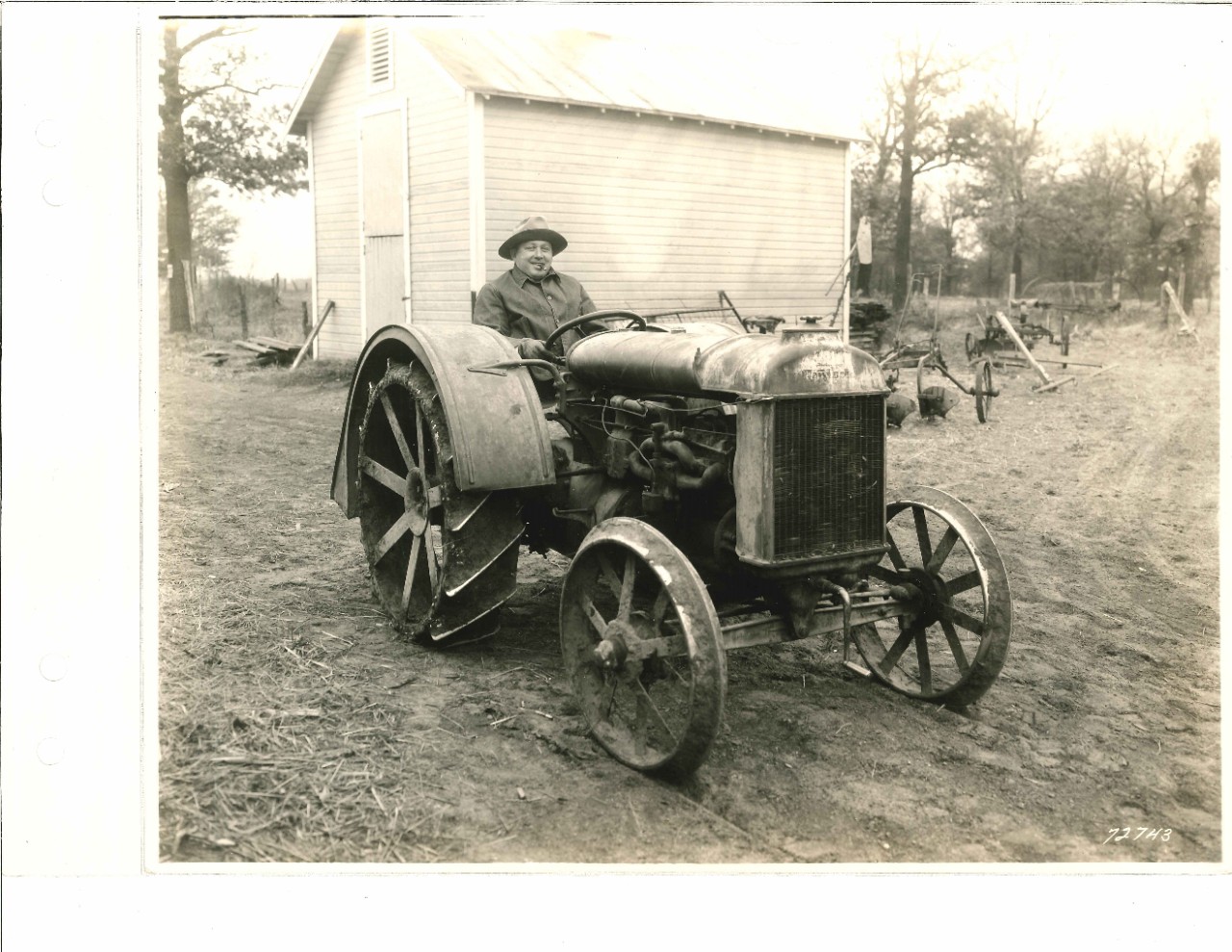 At a Glance | Donaldson Company, Inc.