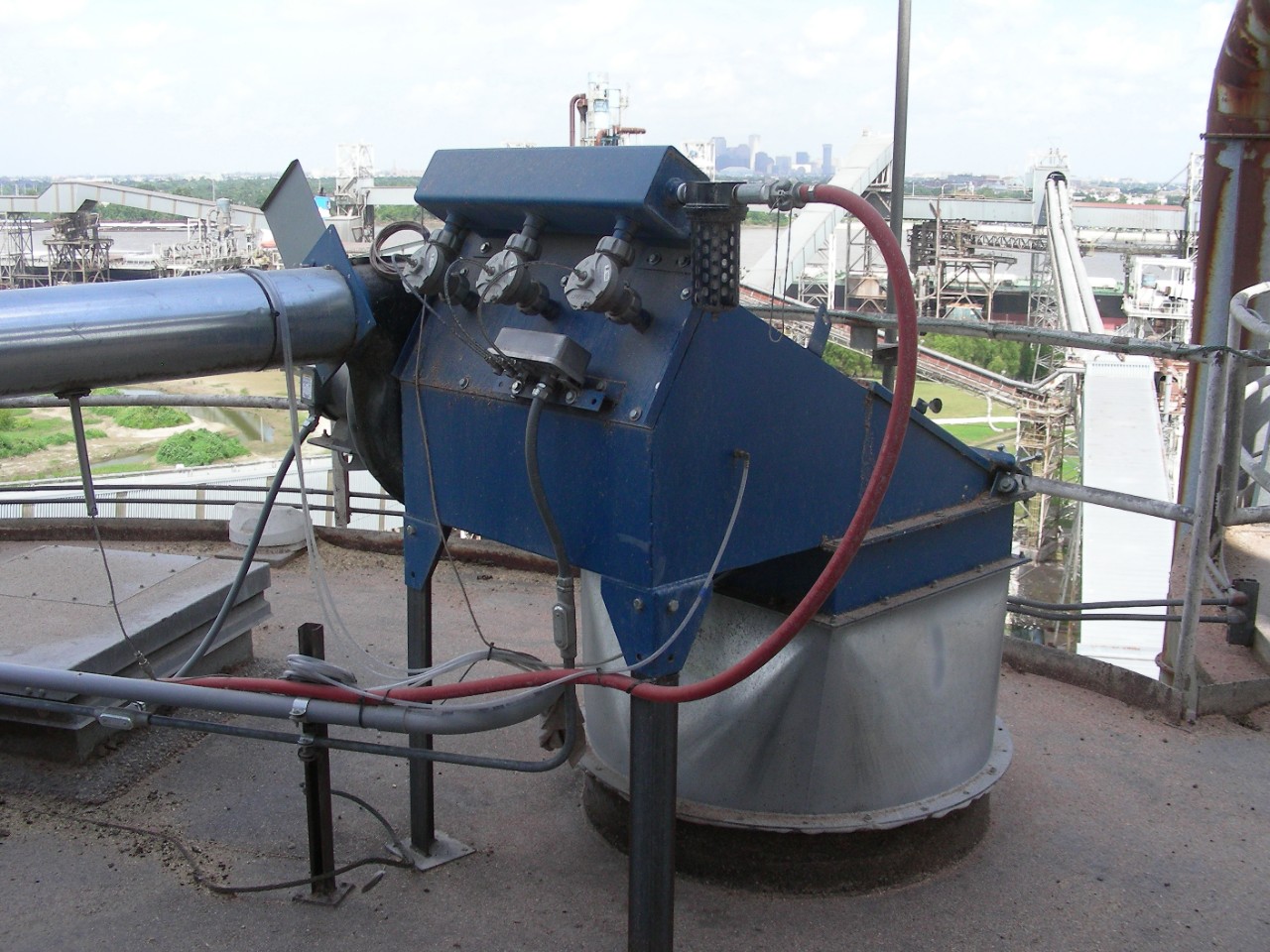 Torit® PowerCore® Bin Vent Proves Smarter for Grain Silos | Donaldson ...